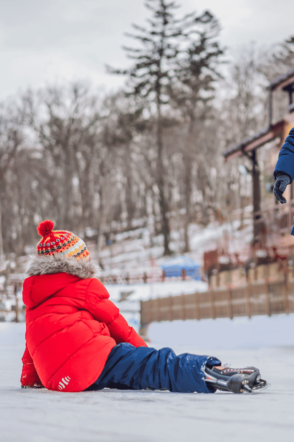 Toddler Ice Skating 101| How to Teach a Toddler to Ice Skate - Maison Ecole