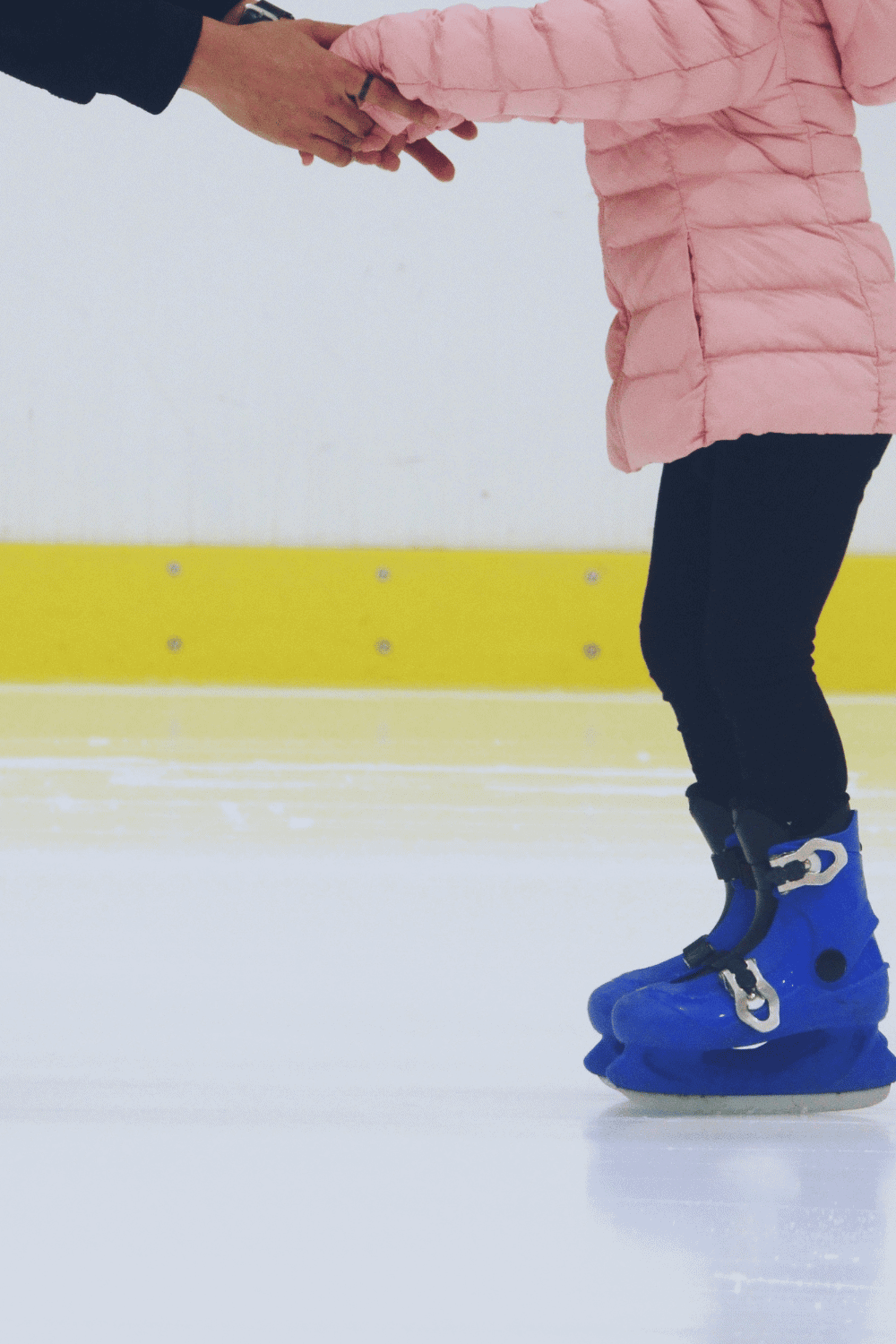 Toddler Ice Skating 101| How to Teach a Toddler to Ice Skate - Maison Ecole